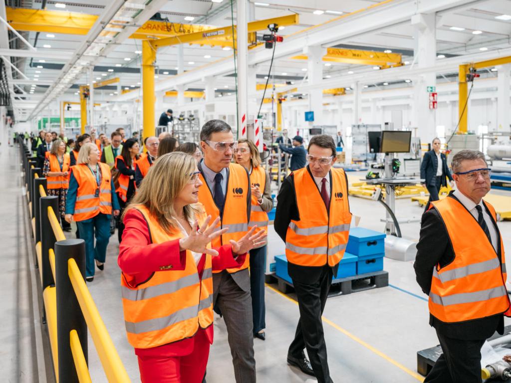 Accelera hosts Spanish Prime Minister and industry leaders for tour and ...