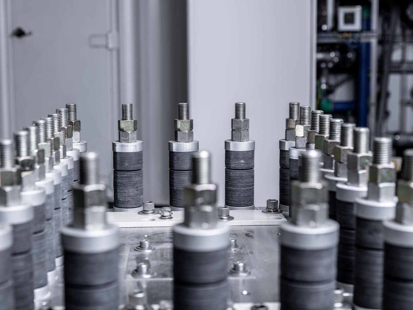 Accelera Hydrogen Technology Powers the Largest Proton Exchange ...