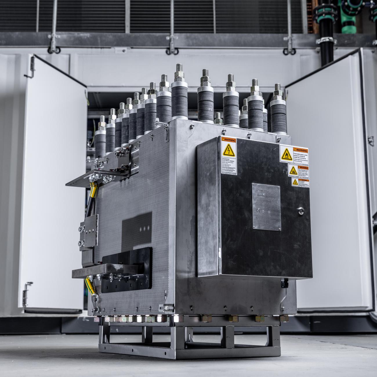 PEM Electrolyzer Hydrogen Technololgy | Accelera