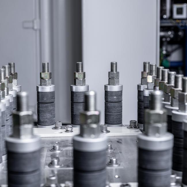 PEM Electrolyzer Hydrogen Technololgy | Accelera